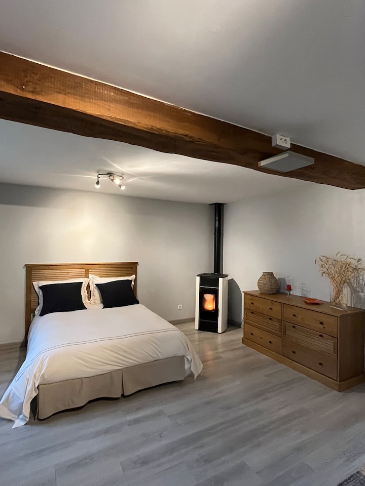 Proche Chinon, Petite Maison Cosy à La Campagne. - Loudun