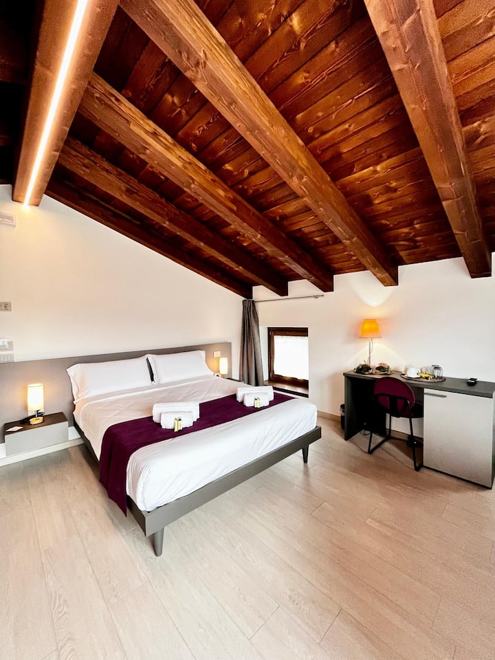 Paverno Hospitality - Vigneto - Bosco Chiesanuova