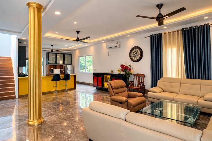 The Weekend Villa & Farm Retreat - Noida