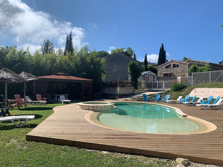 Gîte “Le Mûrier” Mas Les Teyssiers à Grospierres - Vallon-Pont-d'Arc