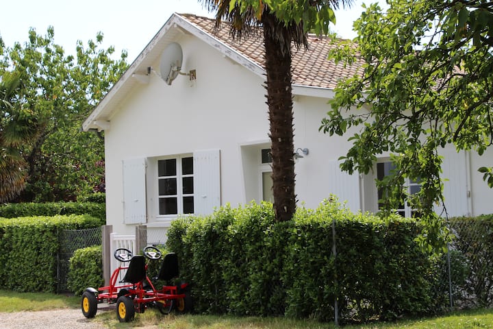 A 5 Minutes Des Plages, Maison à La Campagne. - Royan