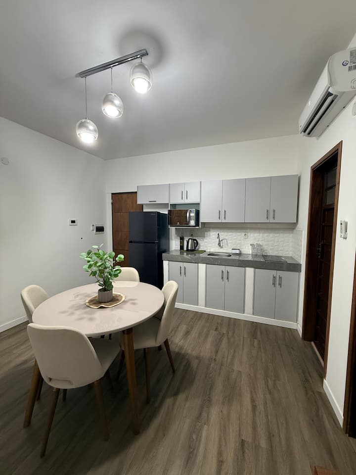 Suite Moderna Cerca Del Aeropuerto - Limpio