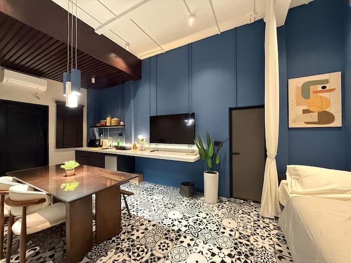 Colonia (Sapphire) – Steps To Jonker & Riverside - Malacca