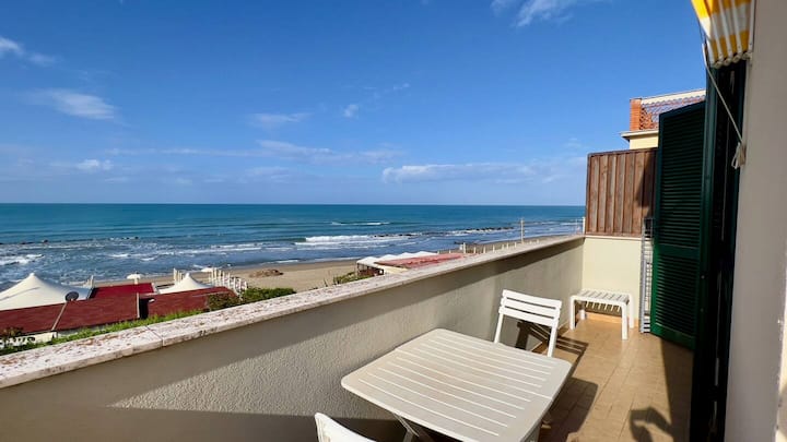 Monolocale 4 Posti Letto E Terrazzo Fronte Mare - Castiglione della Pescaia