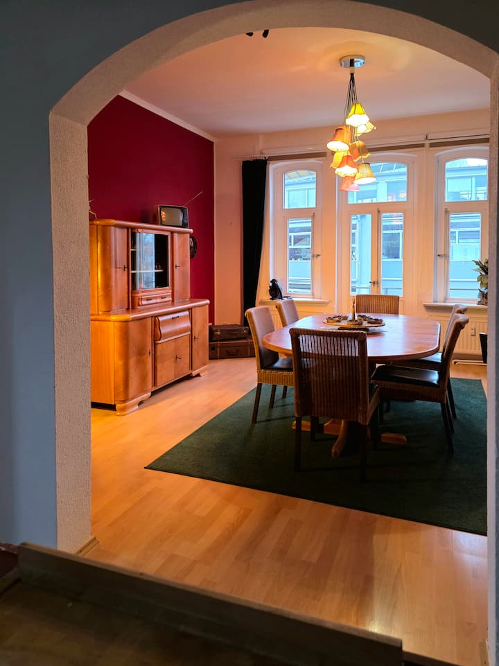 Gemütliche Altbauwohnung Im Charmanten Stilmix - Hildesheim