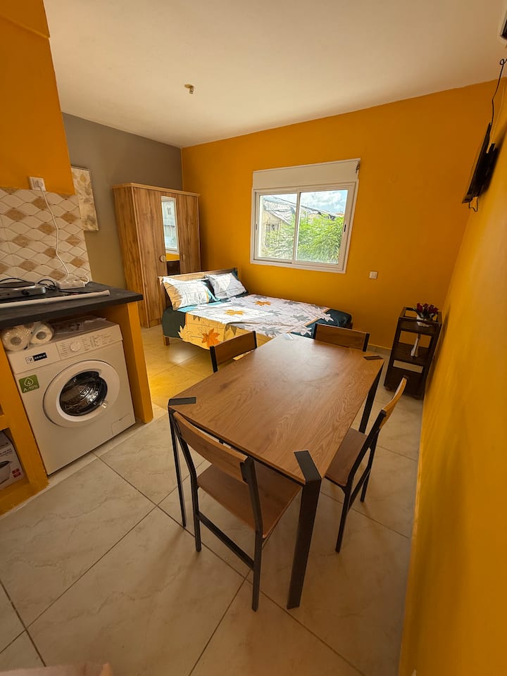 Studio Tout Confort Clim + Wifi Inclus - Mamoudzou