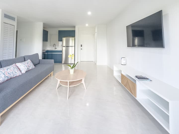 Elegant Beachside Stay @ Sunny Isles Beach, Fl - Sunny Isles Beach, FL