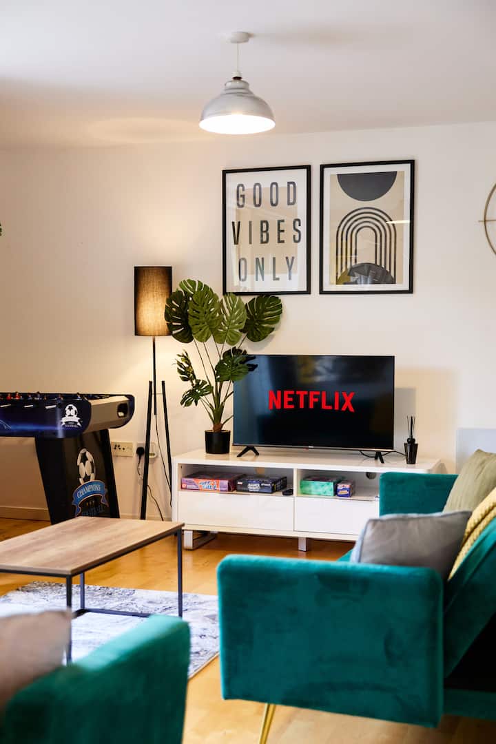 Luxury City Centre Flat With Free Parking - Leeds