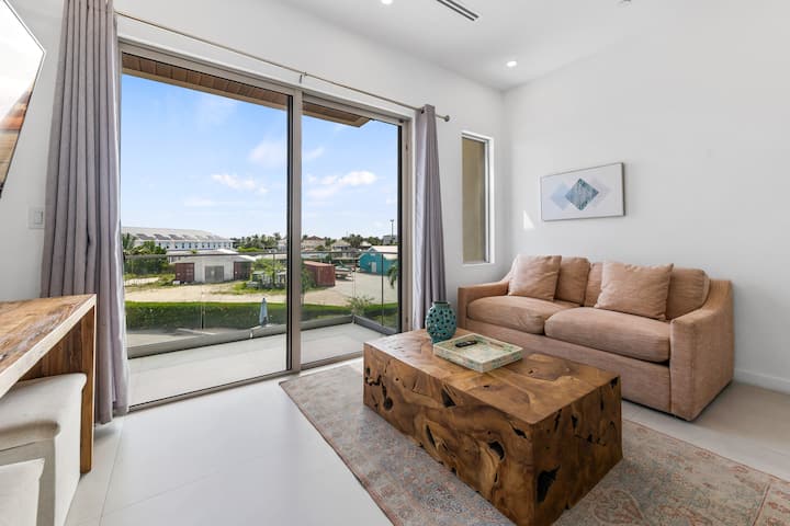 Cozy Studio 5 Min From The Beach - Cayman Islands