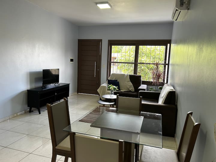 Casa | 2 Qrts | 6| Pessoas | Churrasqueira | Pátio - Lajeado