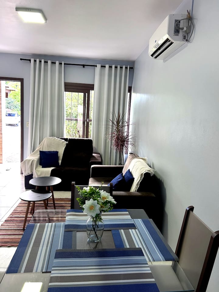 Casa | 2 Qrts | 6| Pessoas | Churrasqueira | Pátio - Lajeado