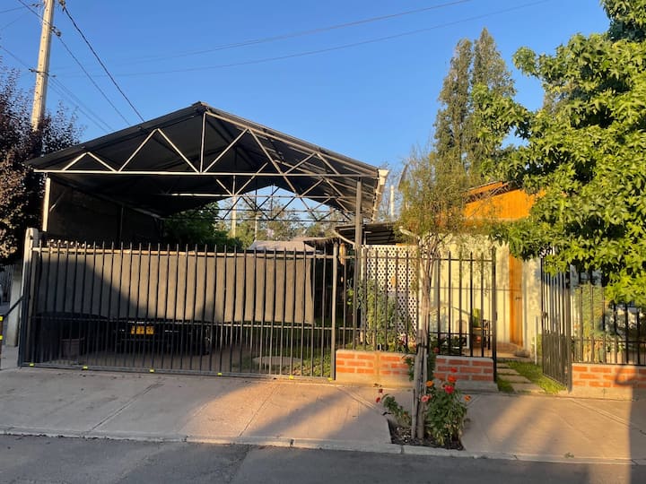 Casa Familiar Con Patio Grande Y Piscina. - San Felipe, Chile