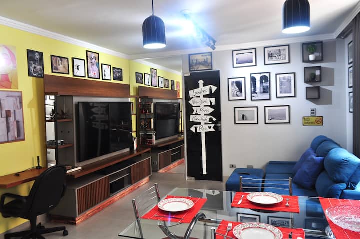 Apê Bem Localizado, Garagem, Ar Cond., Cama Queen - Goiânia