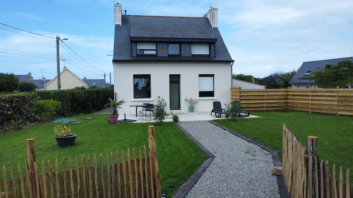 Maison Bretonne Entièrement Rénovée - Plage à Pied - Penmarch