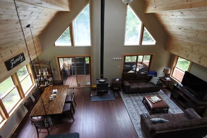 Berkshires Chalet Mins To Tanglewood/lenox - Lenox, MA