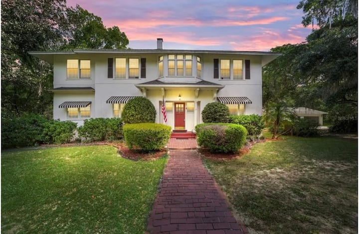 A Blast From The Past - The Villages, FL