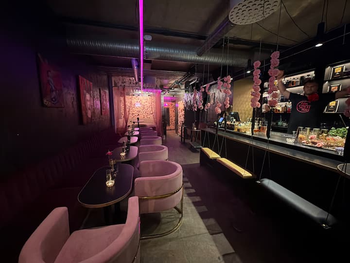 Private Bar Takeover With Bartender - Tallinn