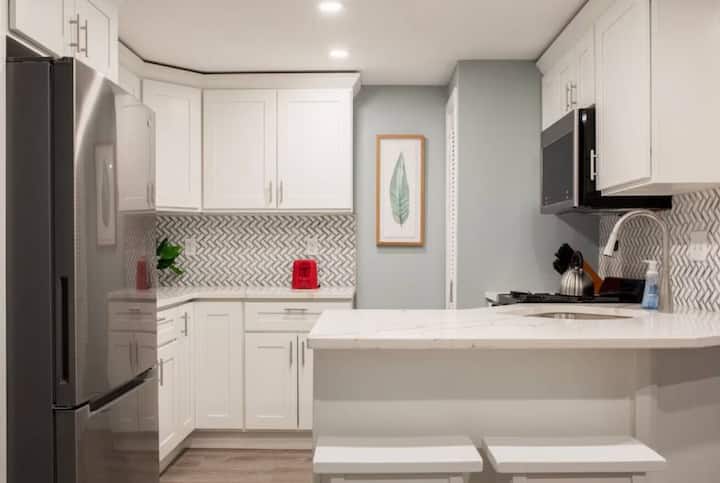 Back Bay 1br/1ba | Short Walk To Fenway! - Boston, MA