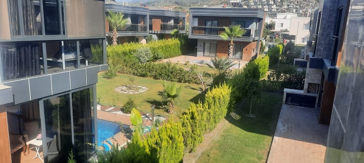 Luxury Home-feel Villa With Pool And Garden - Davutlar