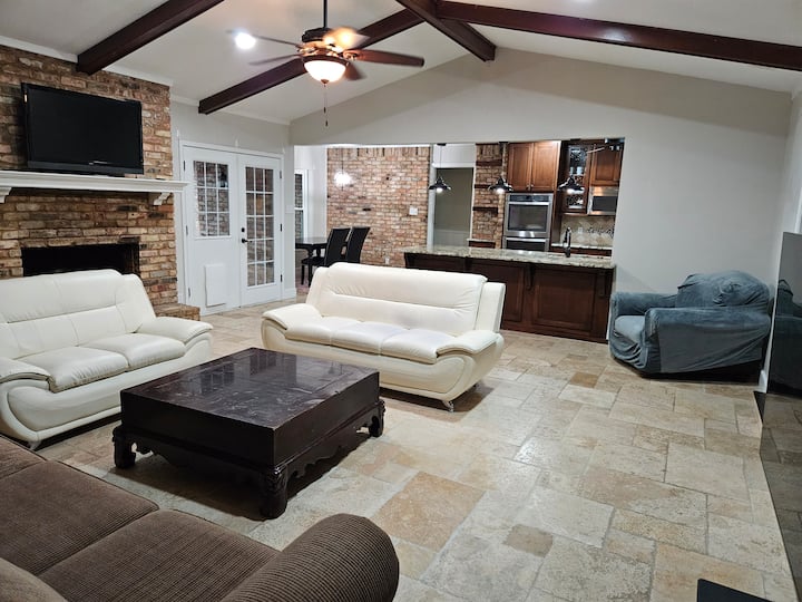 The Option Brings The Vibe Of Life - タイラー, TX