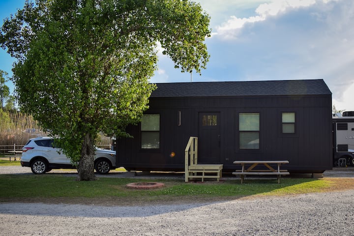 Cabin At Quilly’s Magnolia| Comfort Meets History - Vicksburg, MS