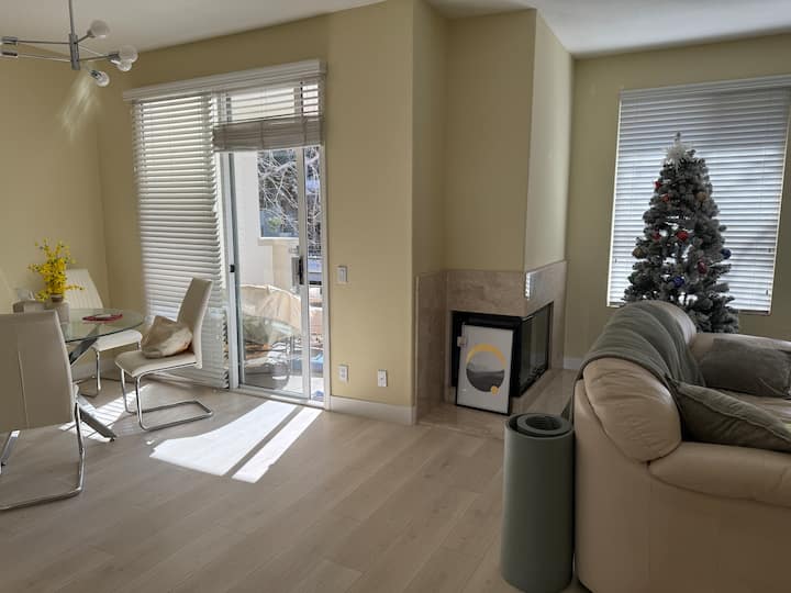 Modern Luxury Condo | Peaceful And Cozy - San Jose, CA