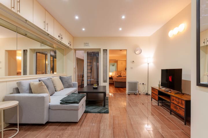 Whole Cosy Flat In Vibrant Camden Town Market. - Marylebone