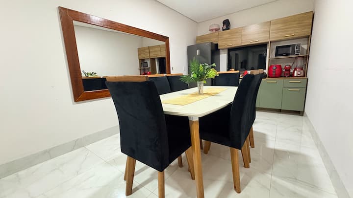 Casa Confortável No Centro De Lucas Do Rio Verde! - Lucas do Rio Verde