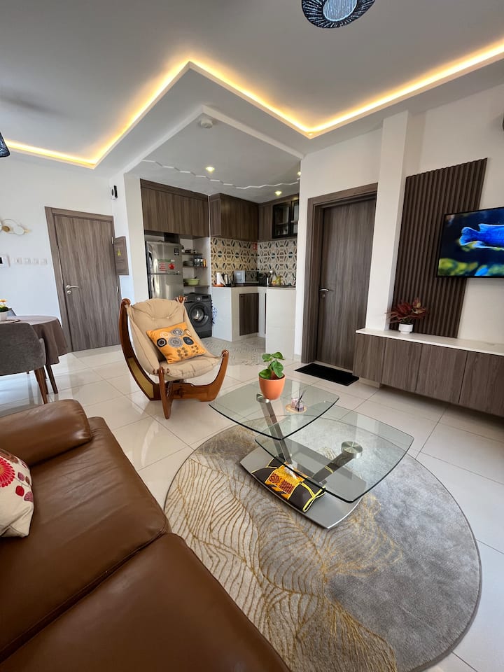 Coup De Cœur - Sécurisé, Pour Séjour Confortable. - Lomé