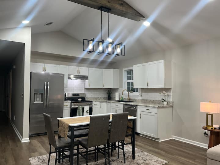 3 Bedroom Haven - Columbus, MS