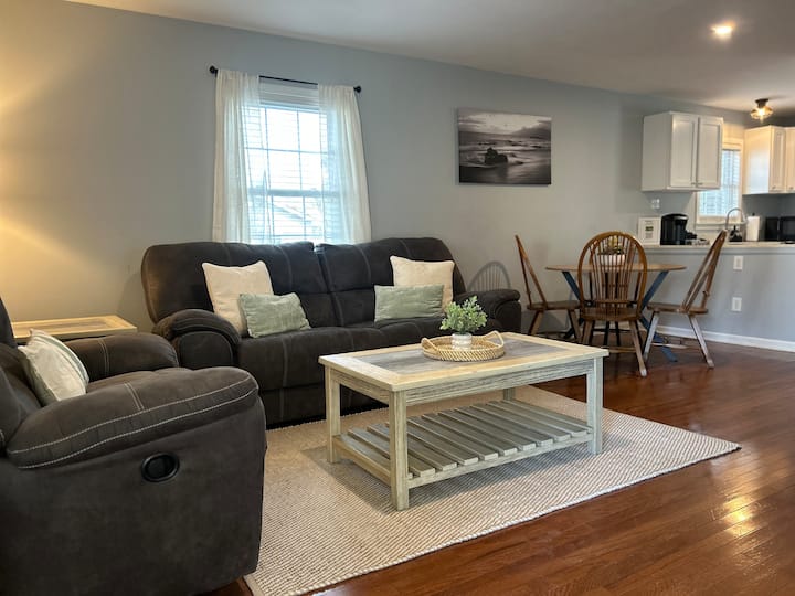 Under The Oaks, A Downtown Hidden Gem - Wilmington, NC