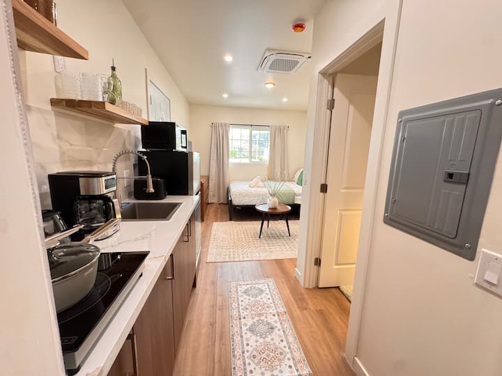 Relax House With Mountain View - Calabasas, CA