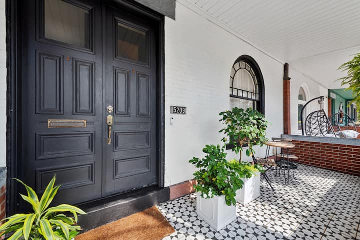 Luxury East End Retreat - Pittsburgh, PA