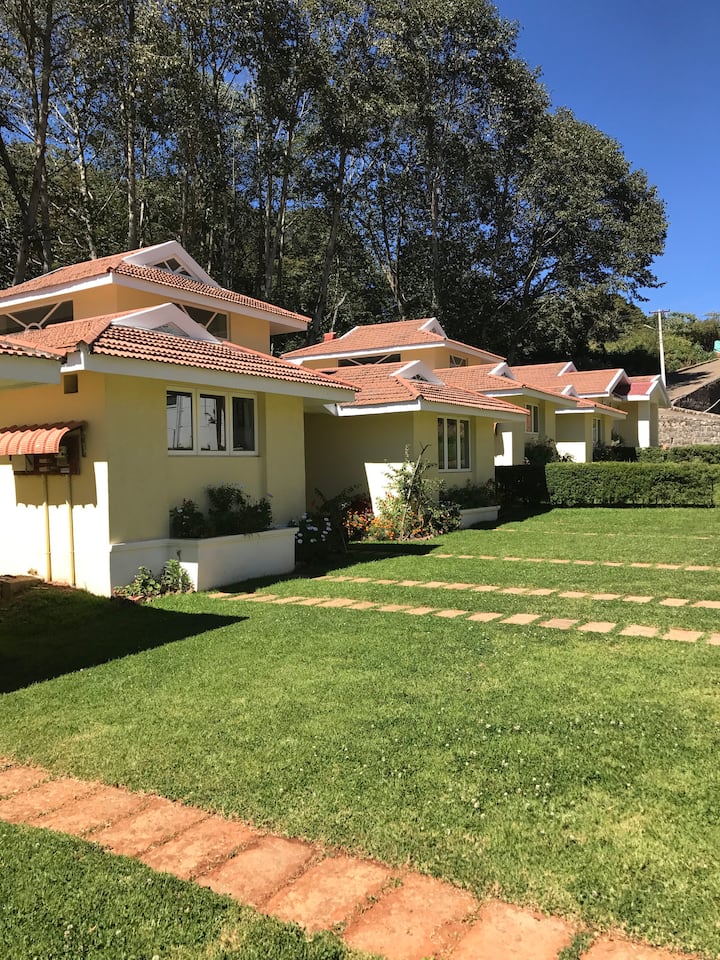 Robby's Guest House, 3 Bed Room Furnished Villa - Ooty