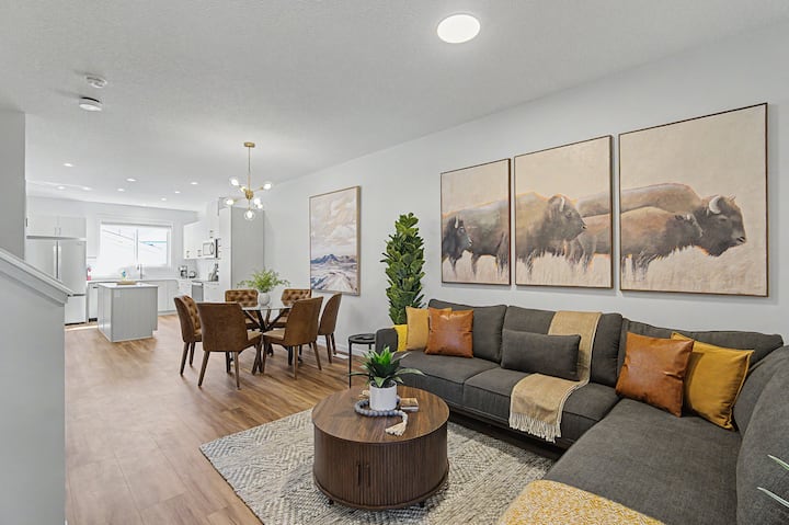 Rose - Modern Home In West Edmonton W/ 4 Bedrooms - Spruce Grove