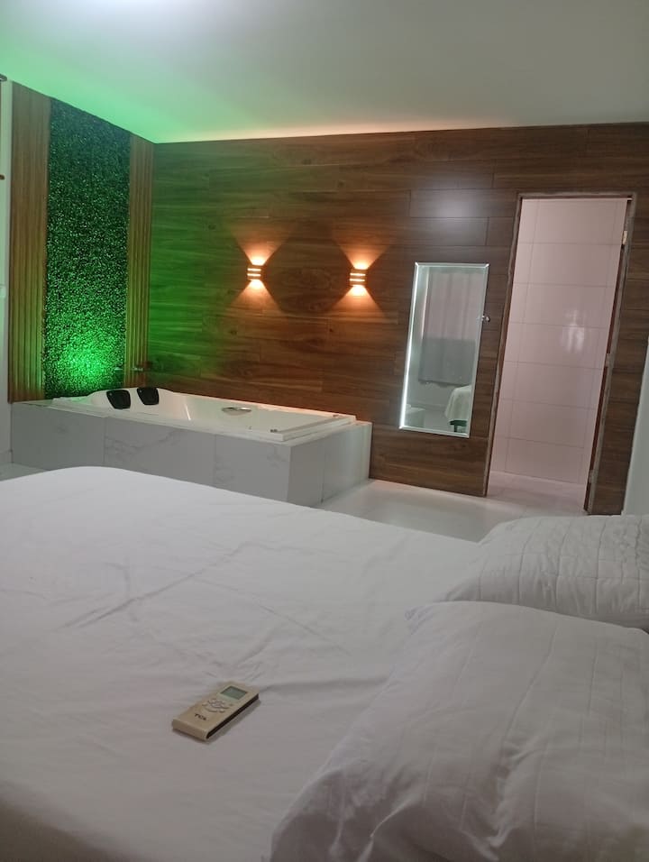 Casa Com Piscina Hidro E Ar Condicionado - Guaratuba