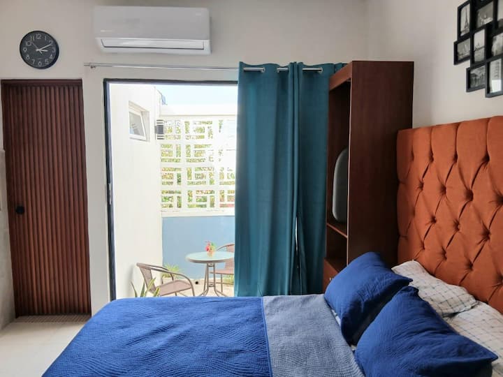 Estudio Totalmente Equipado Y Con Terraza. - Boca del Río