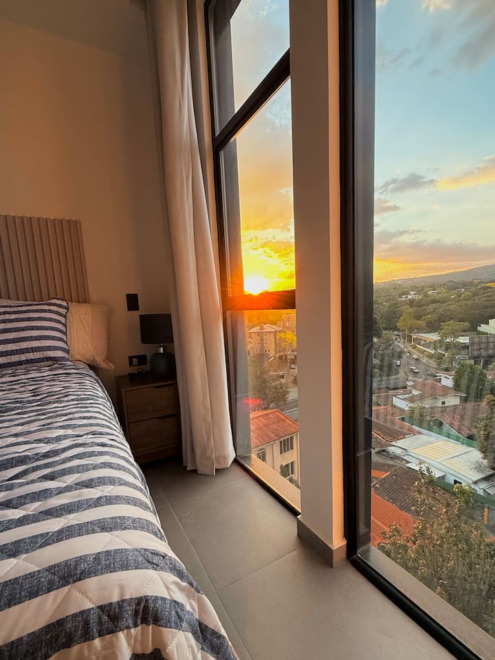 Apartamento Acogedor En San Benito - El Salvador