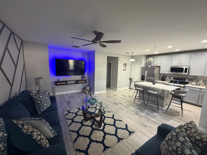 Luxury Family Retreat – Minutes To Parks & Airport - St. Cloud, FL