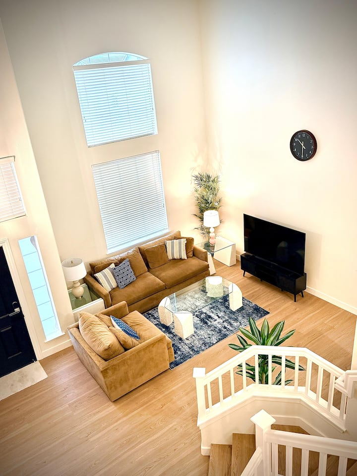 Modern 5 Bedrooms Getaway In Stockton, Ca - Stockton, CA