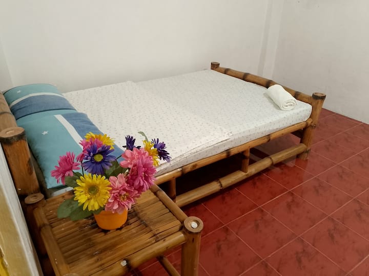 Hotel By The Highway | Spacious • Relaxing - Unisan