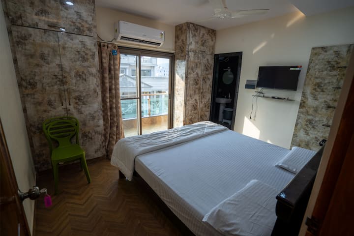 Simply Yours I 3bhk By Homeyhuts (4f) I Near Beach - Visakhapatnam