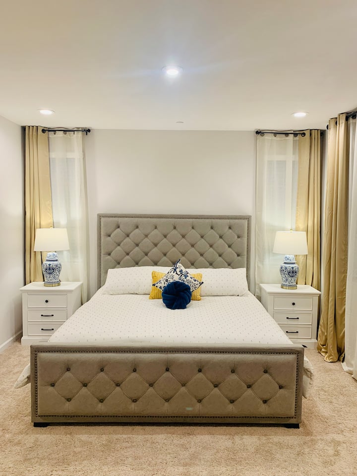 Wine Country Gem: 4-bedroom/2.5 Bath Peaceful Home - Rohnert Park, CA