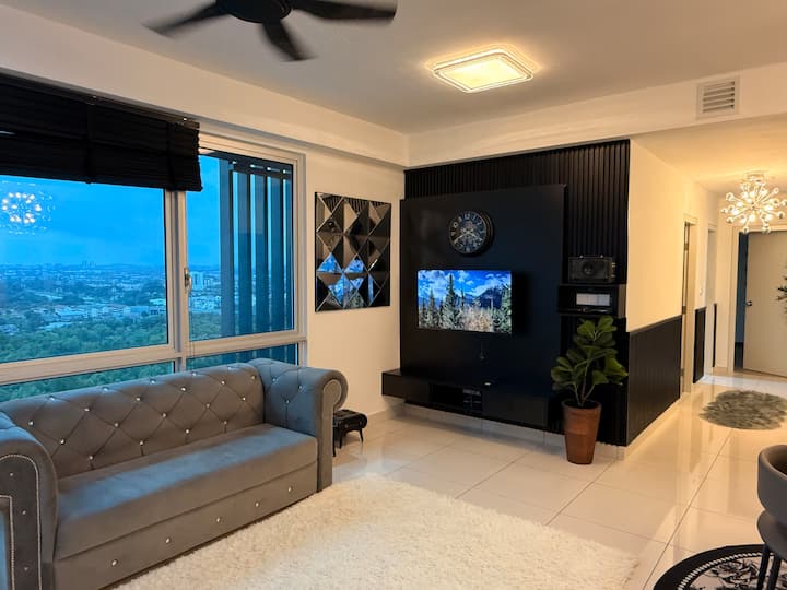 Kajang Luxe Modern 3br | Ukm | Ioi | Coway | Wi-fi - Kajang