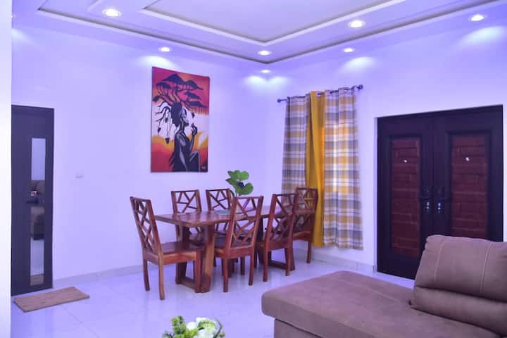 Appartement Une Chambre Tout Confort , 1er éTage - Lomé