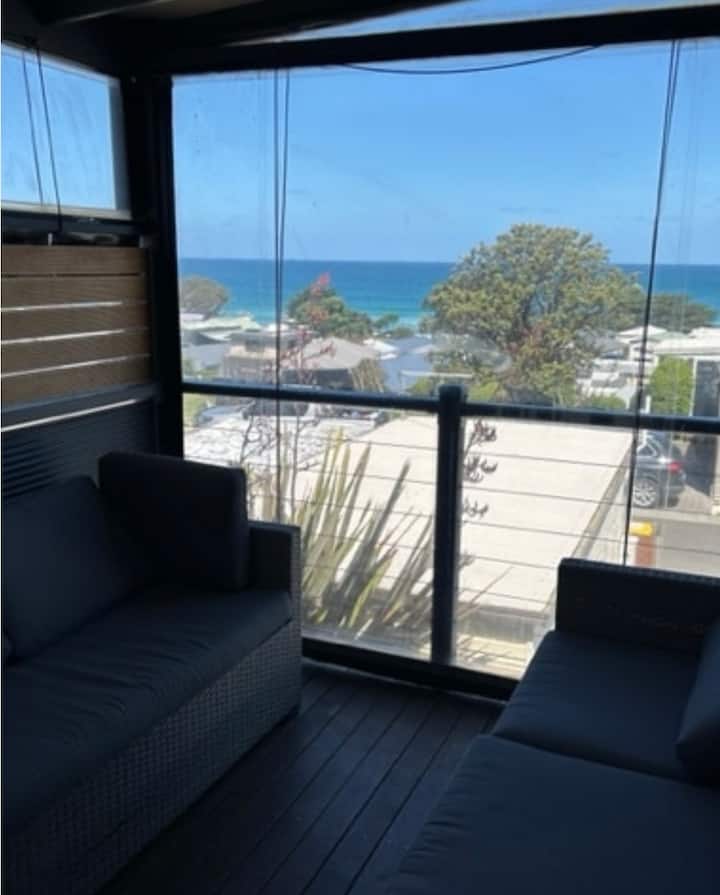 Apollo Bay Ocean View Cabin - Apollo Bay
