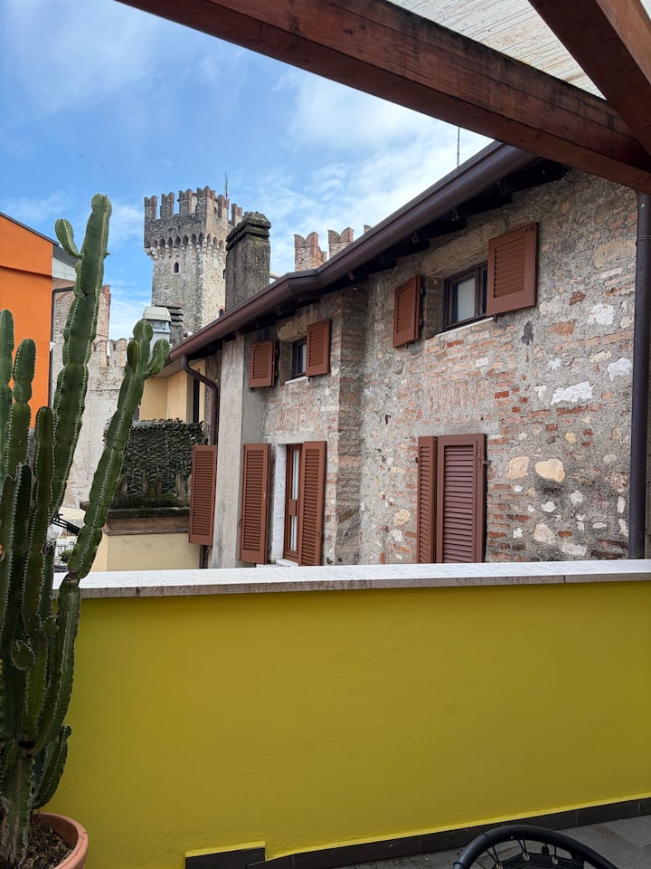 Luxury Central Square - Sirmione