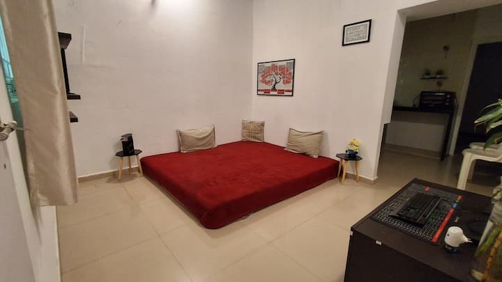 2 Bedroom Tenement With Free Wifi - Rajkot