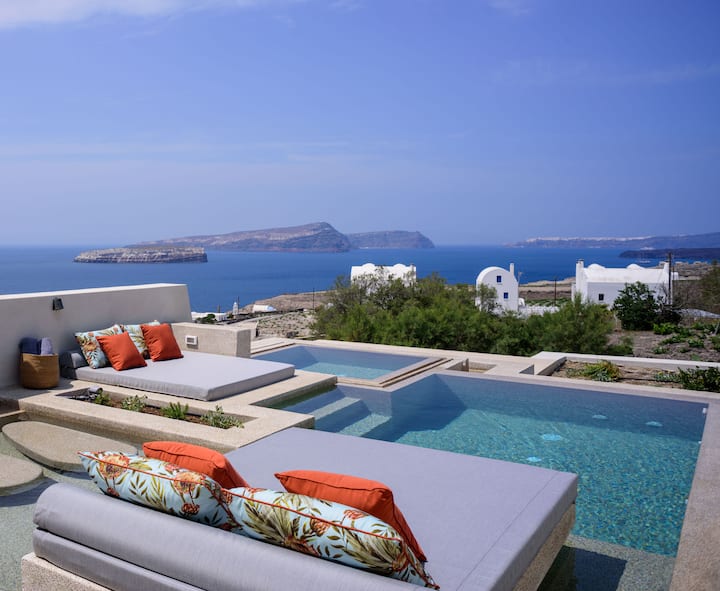 Senior Spa Suite With Private Pool And Hot Tub - Santorini