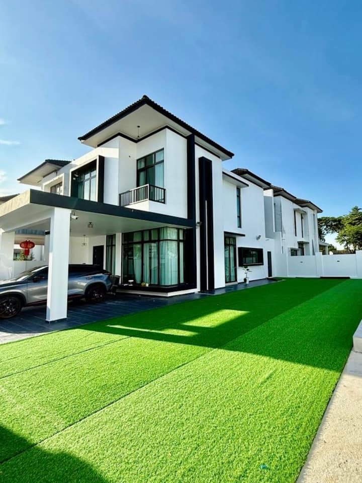 Family Villa@chillastay | 17 Paxs | Private Pool - Pasir Ris
